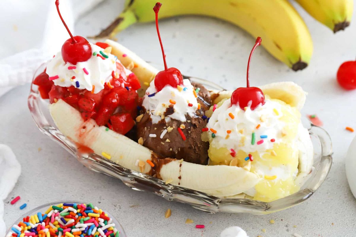 How To Make A Classic Banana Split Easy Recipe How To Make A Classic Banana Split Easy Recipe