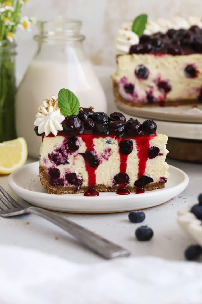 Easy Blueberry Sauce (Topping For Cheesecake & More!)